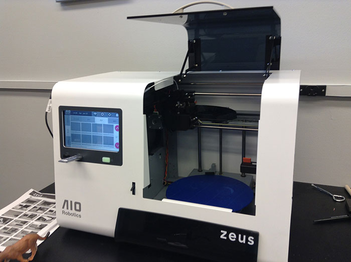 Zeus brings the fax machine into the 21st century – UVM FabLab